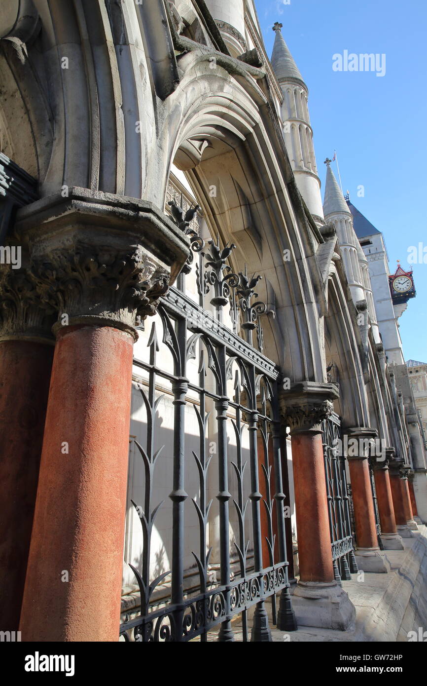 External columns hi-res stock photography and images - Alamy
