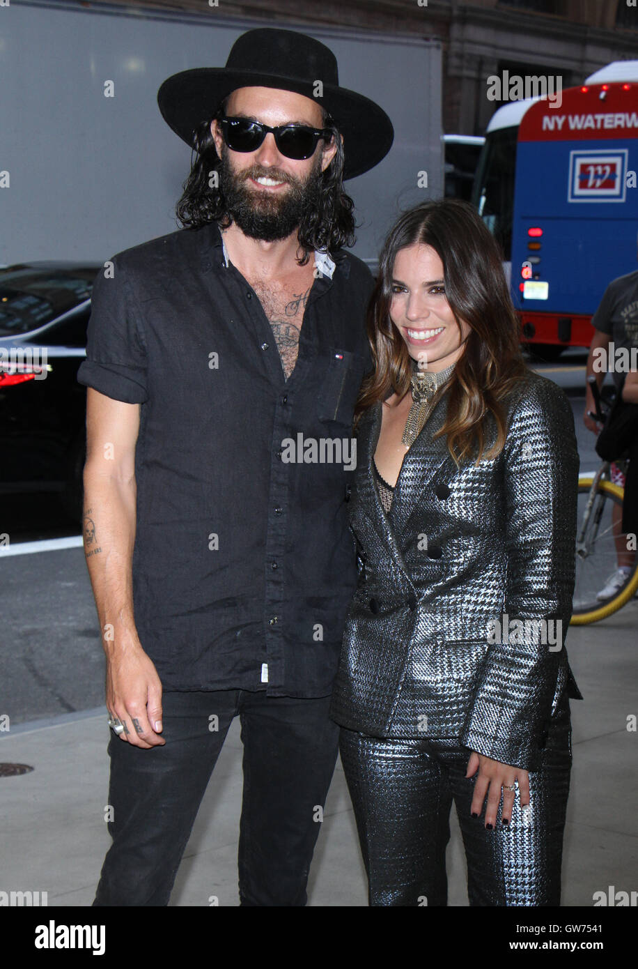 NEW YORK, NY-September 08: Steve Hash, Ally Hilfiger at Daily Front Row ...
