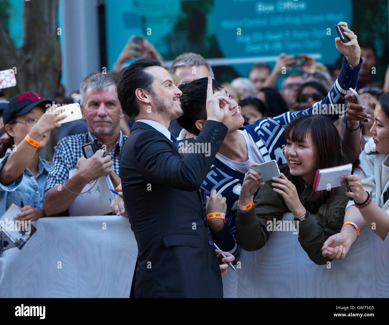 Toronto, Canada. 11th Sep, 2016. Actor Andrew Scott poses for photos ...