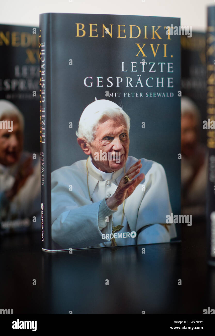 Munich, Germany. 12th Sep, 2016. the book 'Benedict XVI. Final ...