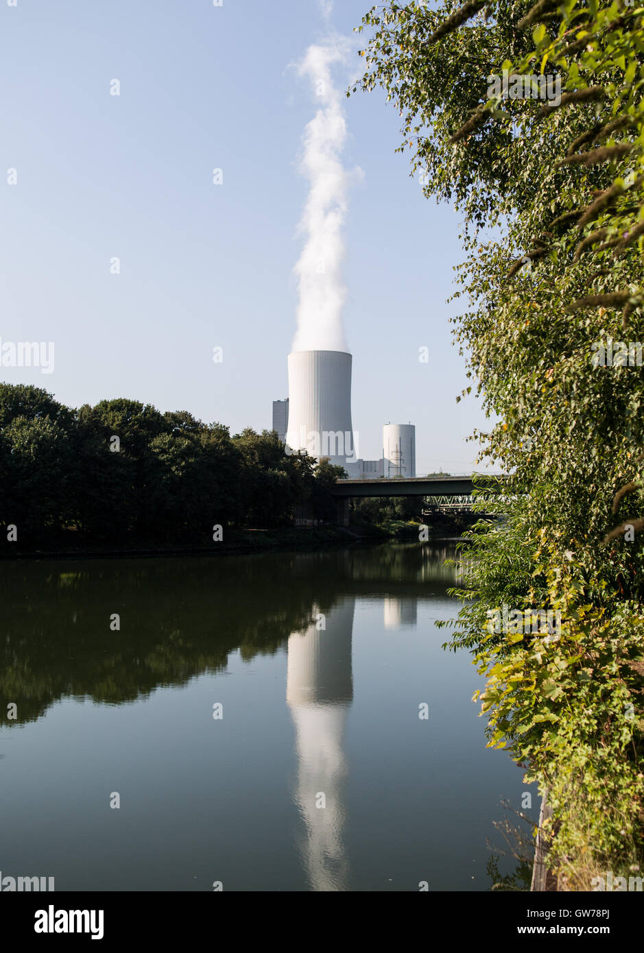 Recklinghausen, Germany. 12th Sep, 2016. The Steag power plant Herne in ...