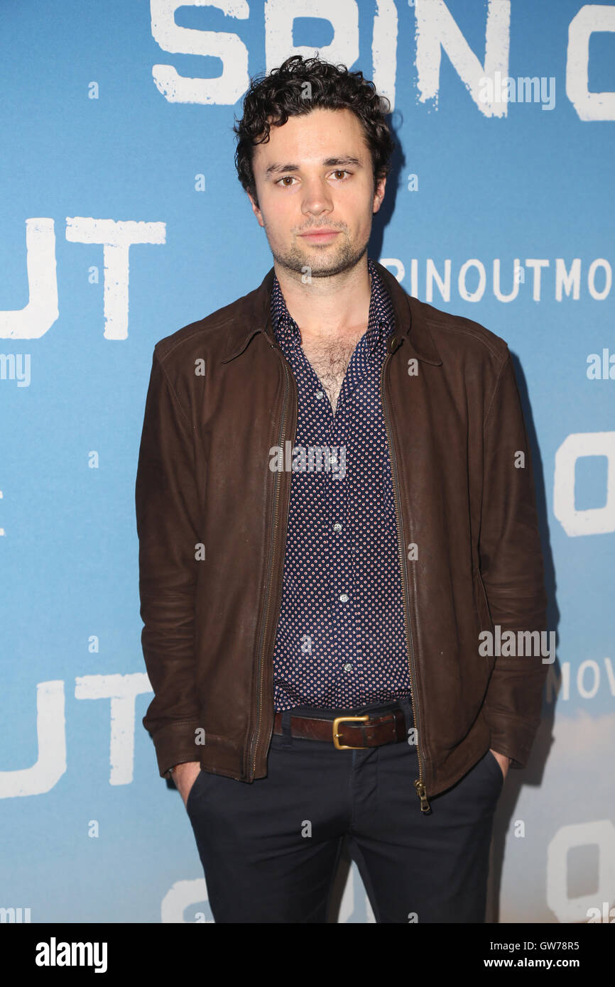 Sydney, Australia. 12 September 2016. Cast and celebrities arrived on ...