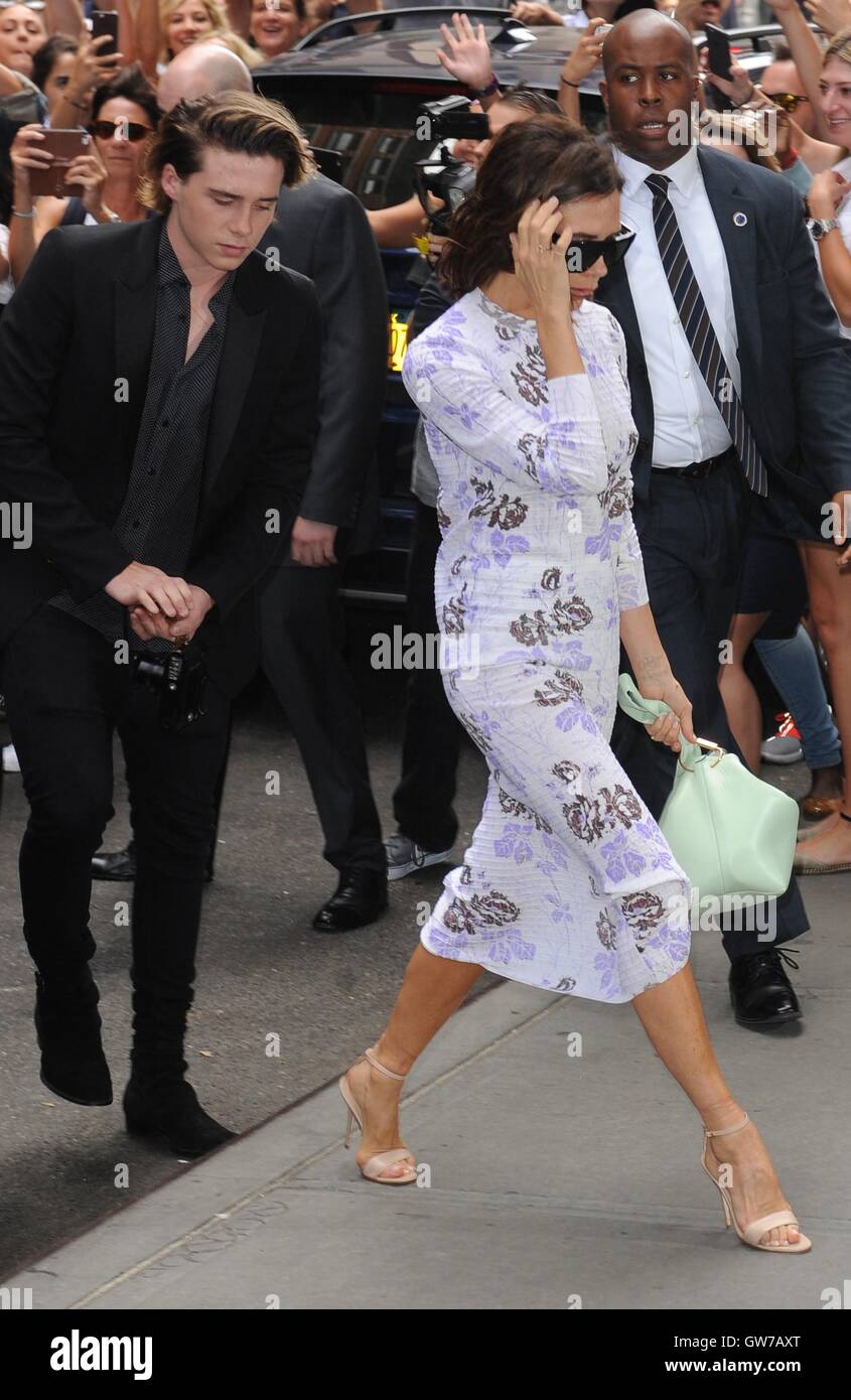 Brooklyn beckham victoria beckham celebrity candids sun paparazziec hi ...