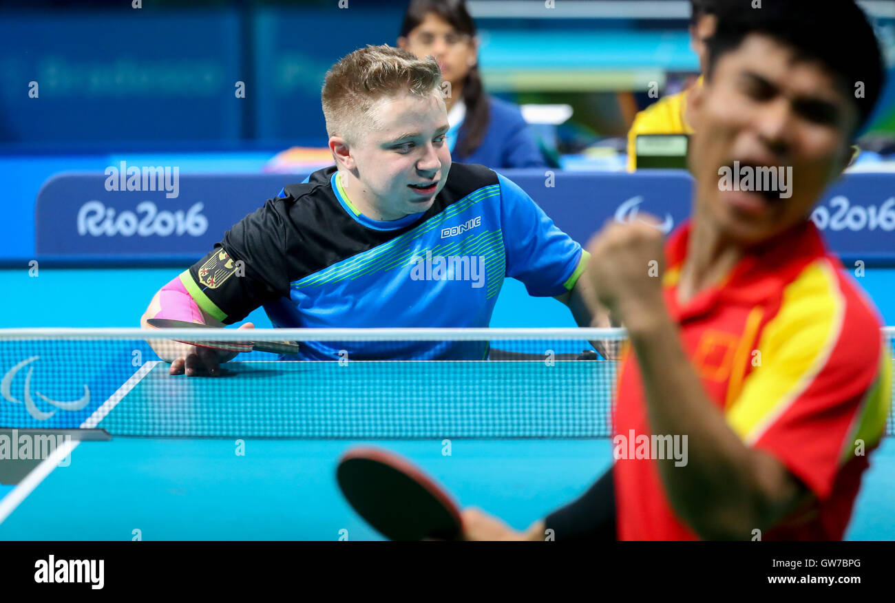 2016 rio paralympic medal table hi-res stock photography and images - Alamy