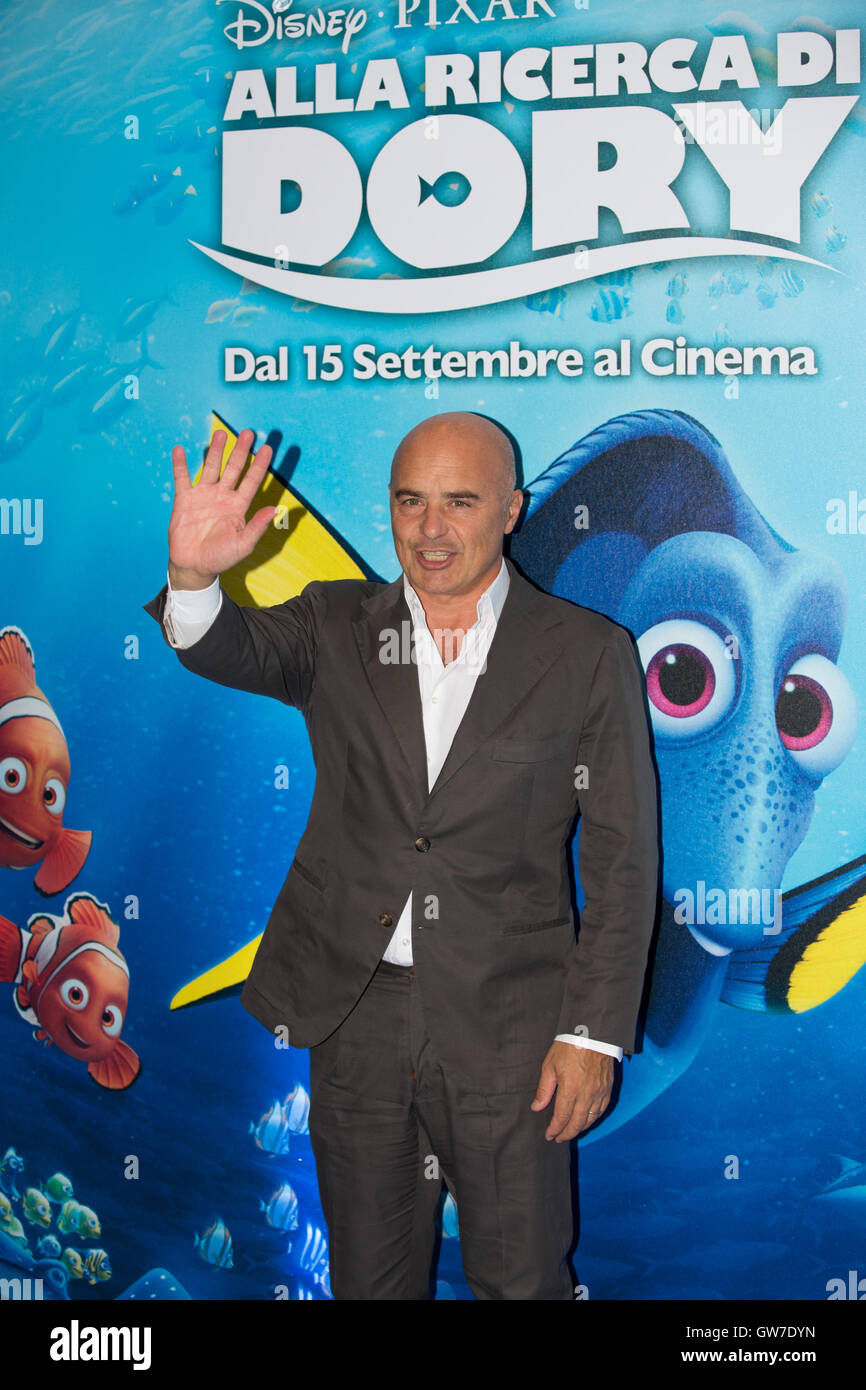 Actor luca zingaretti hi-res stock photography and images - Alamy