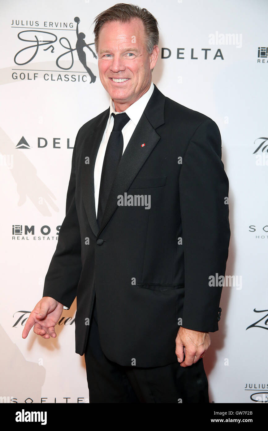 PHILADELPHIA, PA - SEPTEMBER 11 : Brian Propp pictured at the Julius ...