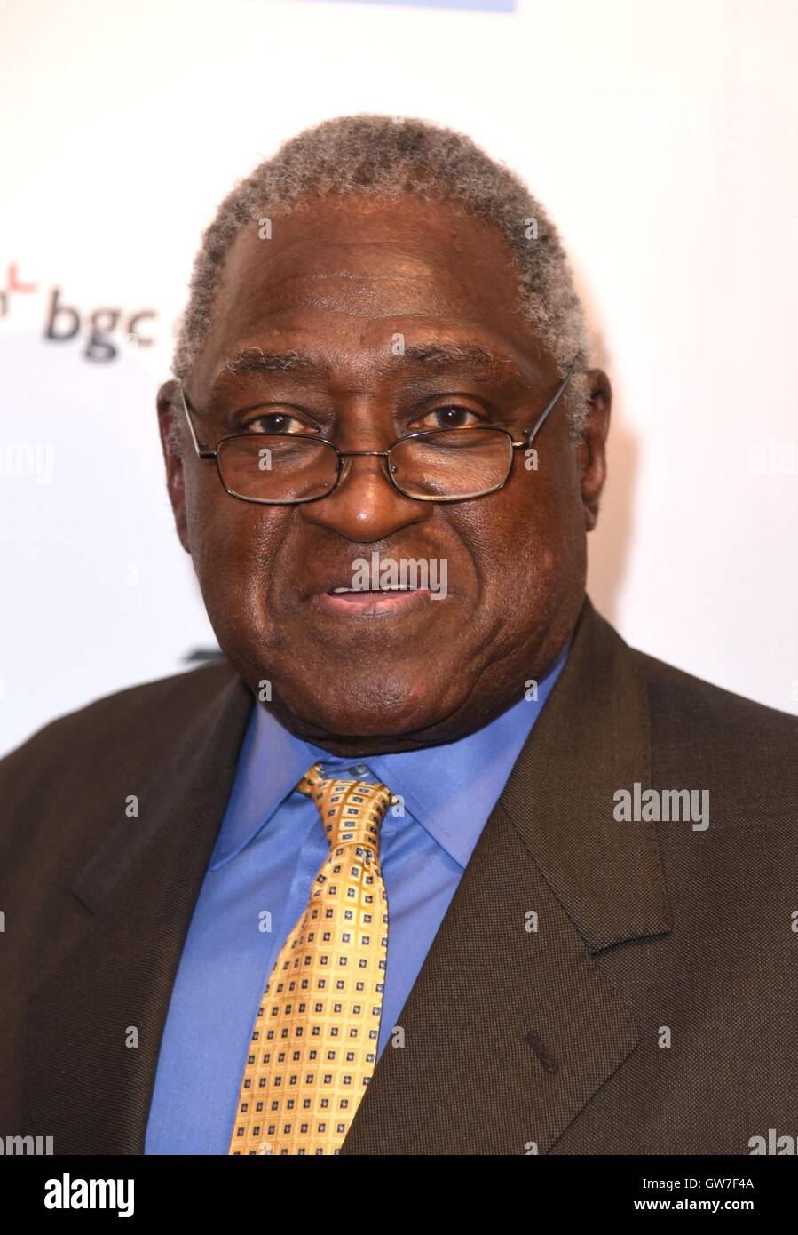 Willis reed hi-res stock photography and images - Alamy