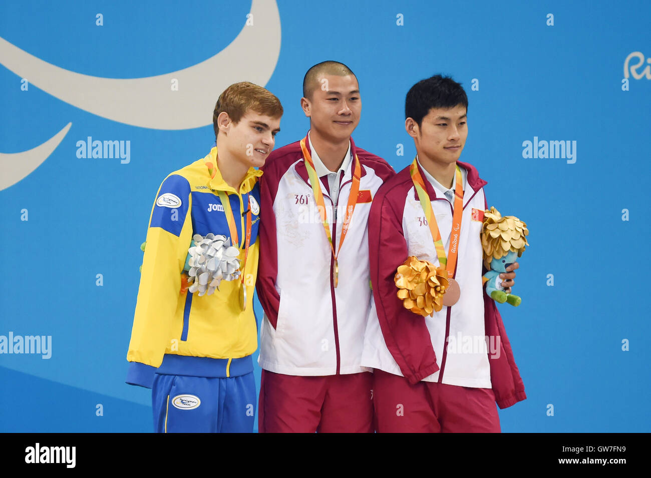 Rio De Janeiro, Brazil. 12th Sep, 2016. Gold medalist Pan Shiyun (C) of ...