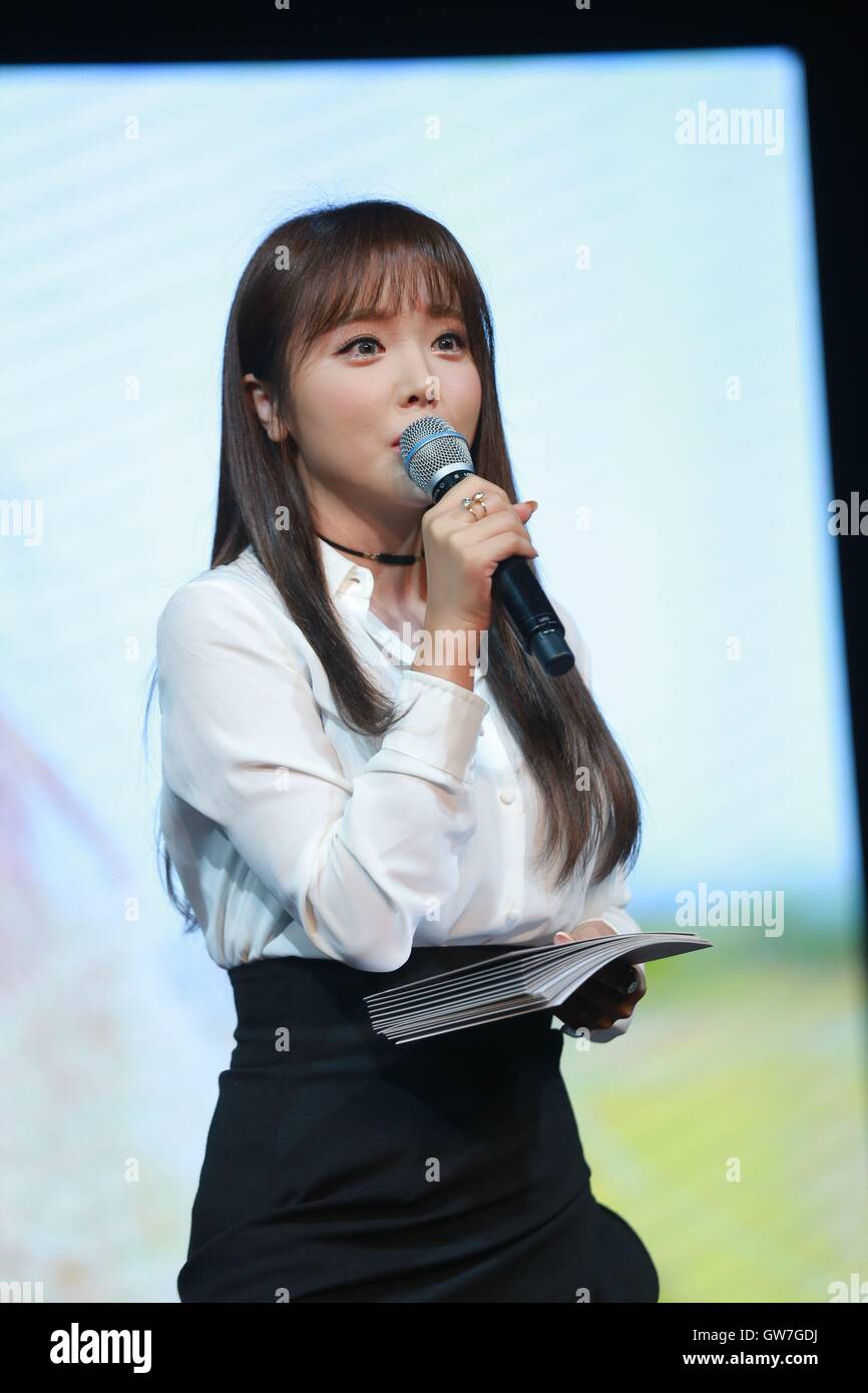Seoul, Korea. 12th Sep, 2016. Kim JuNa holds showcase to promote her ...