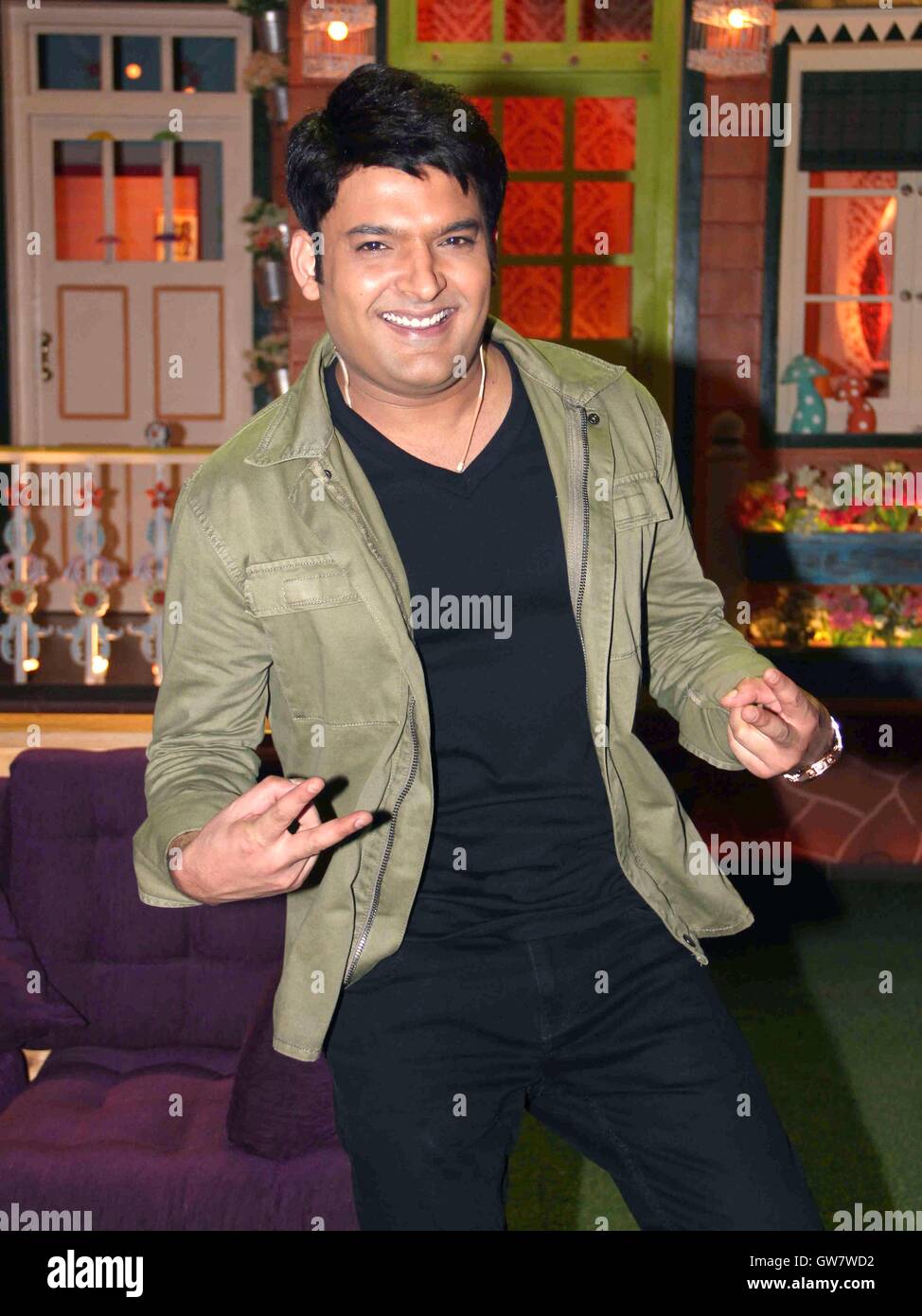 Indian stand up comedian High Resolution Stock Photography and Images ...