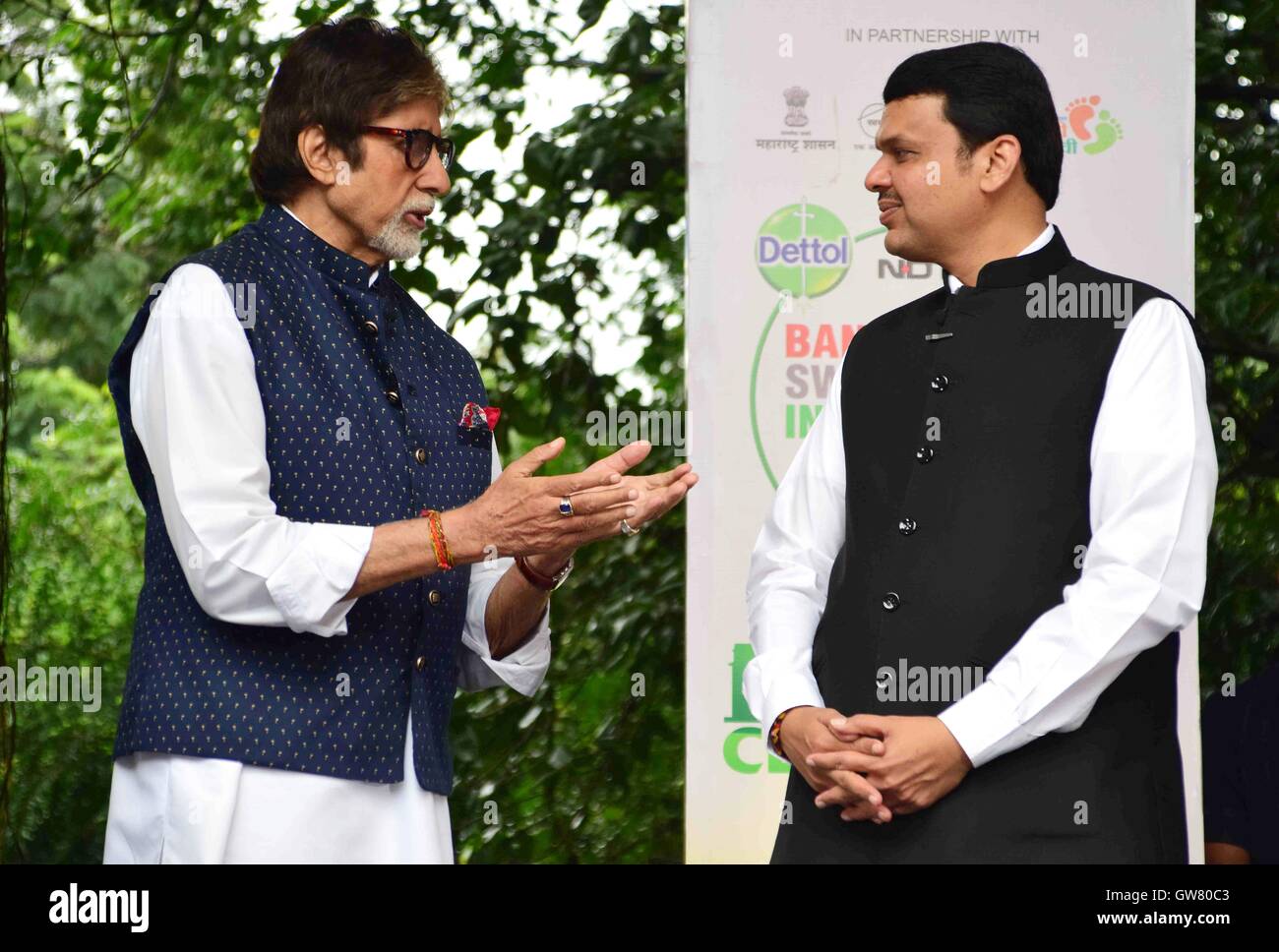 actor Amitabh Bachchan Maharashtra Chief Minister Devendra Fadnavis ...
