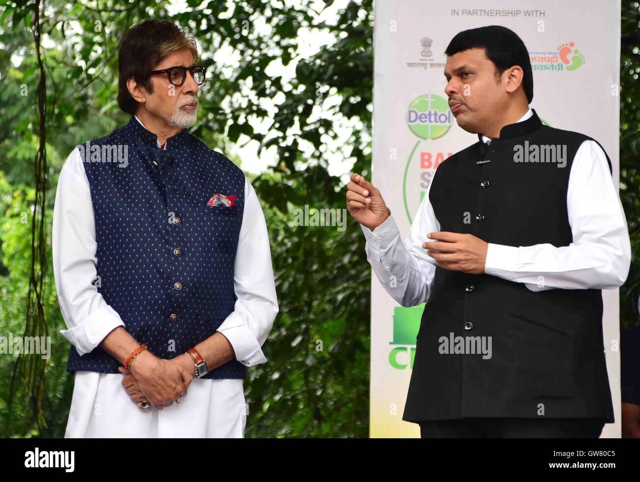 actor Amitabh Bachchan Maharashtra Chief Minister Devendra Fadnavis ...