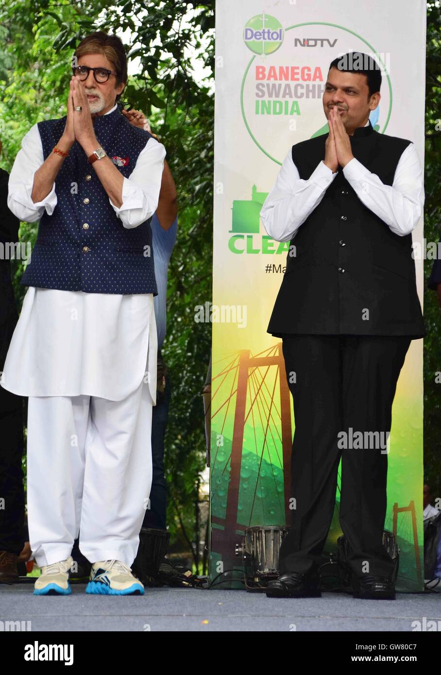 actor Amitabh Bachchan Maharashtra Chief Minister Devendra Fadnavis ...
