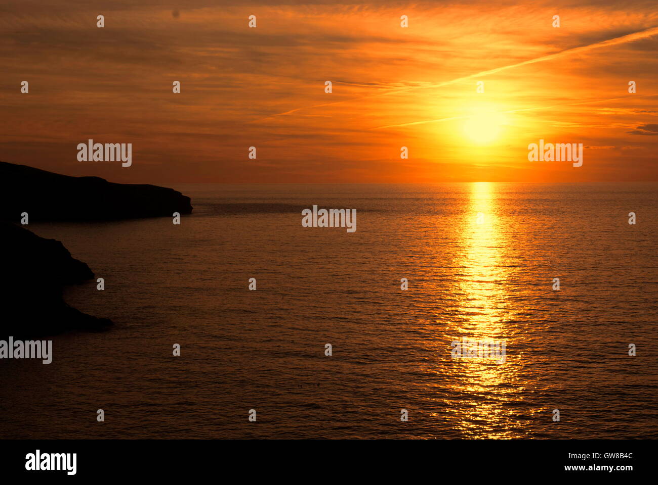 Cornish sunset hi-res stock photography and images - Alamy