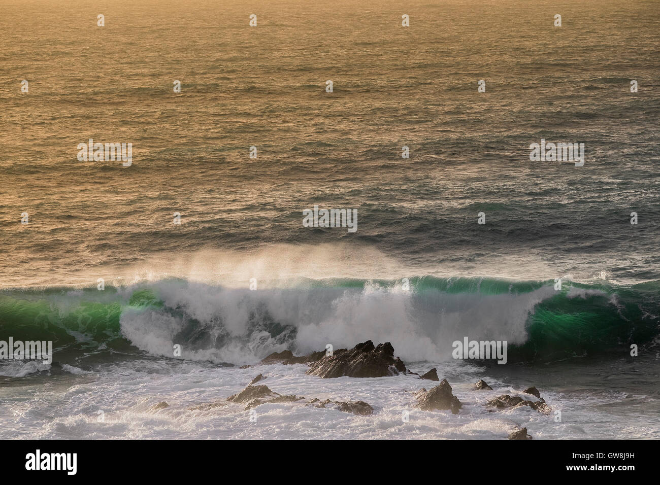 Breaker rocks hi-res stock photography and images - Alamy