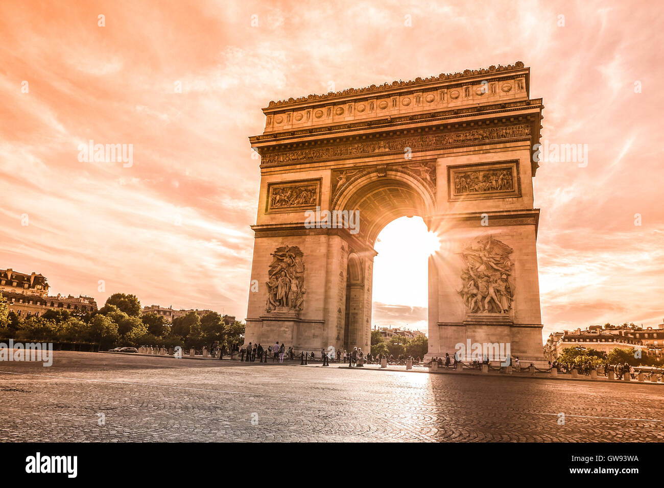 Beautiful sunset over Arc de Triomphe at Place de l'Etoile, Paris, France Stock Photo - Alamy