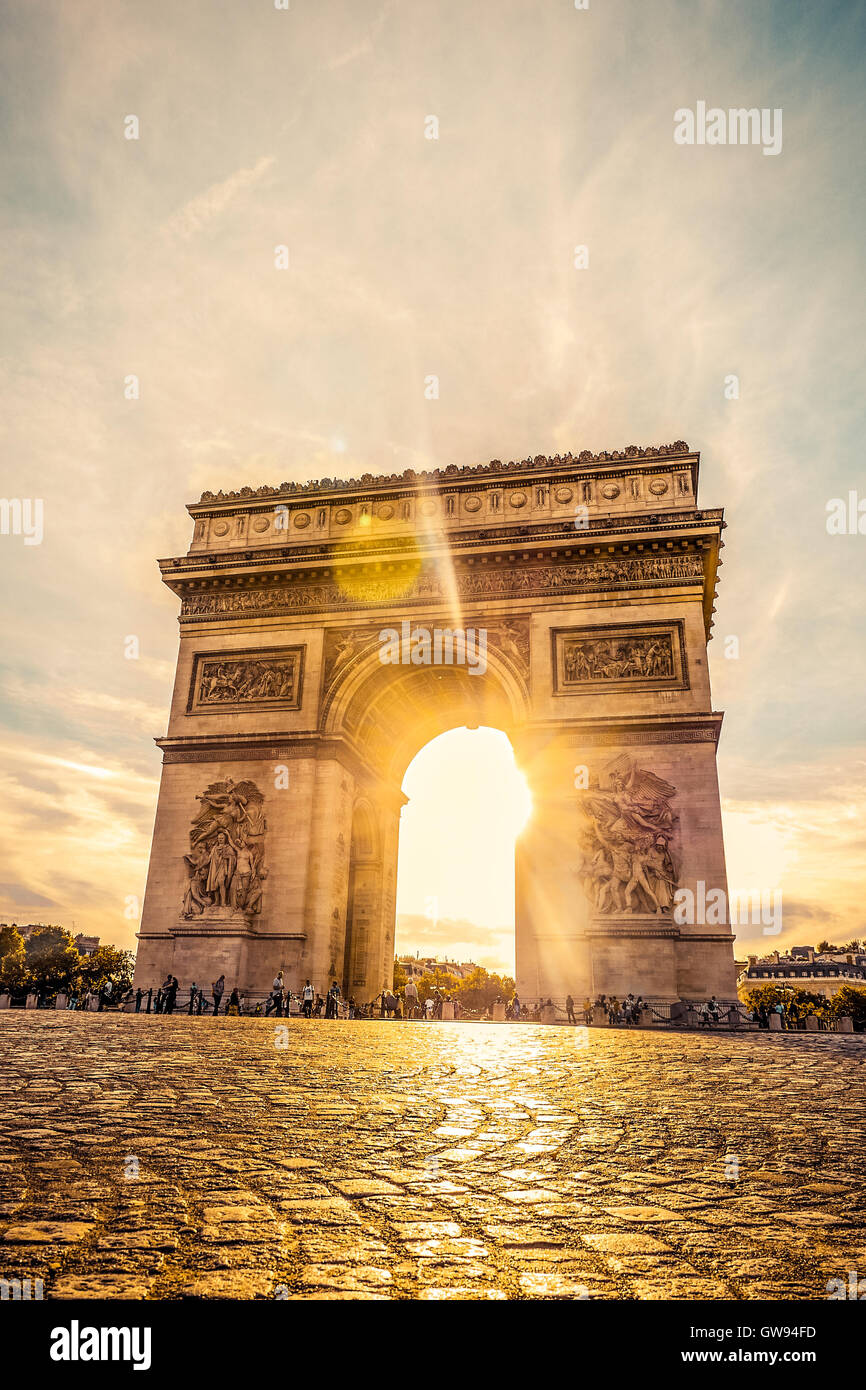 Beautiful sunset over Arc de Triomphe at Place de l'Etoile, Paris, France Stock Photo - Alamy