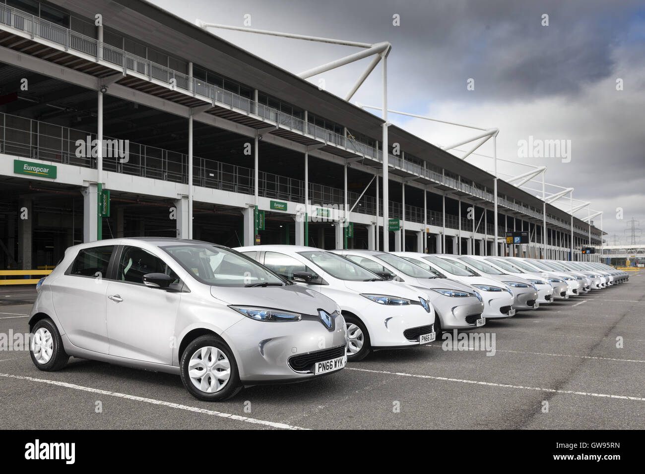 Renault electric car in city of London Stock Photo - Alamy