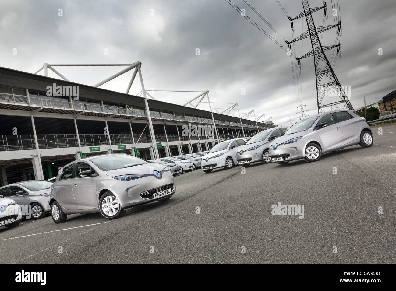 Renault electric car in city of London Stock Photo - Alamy