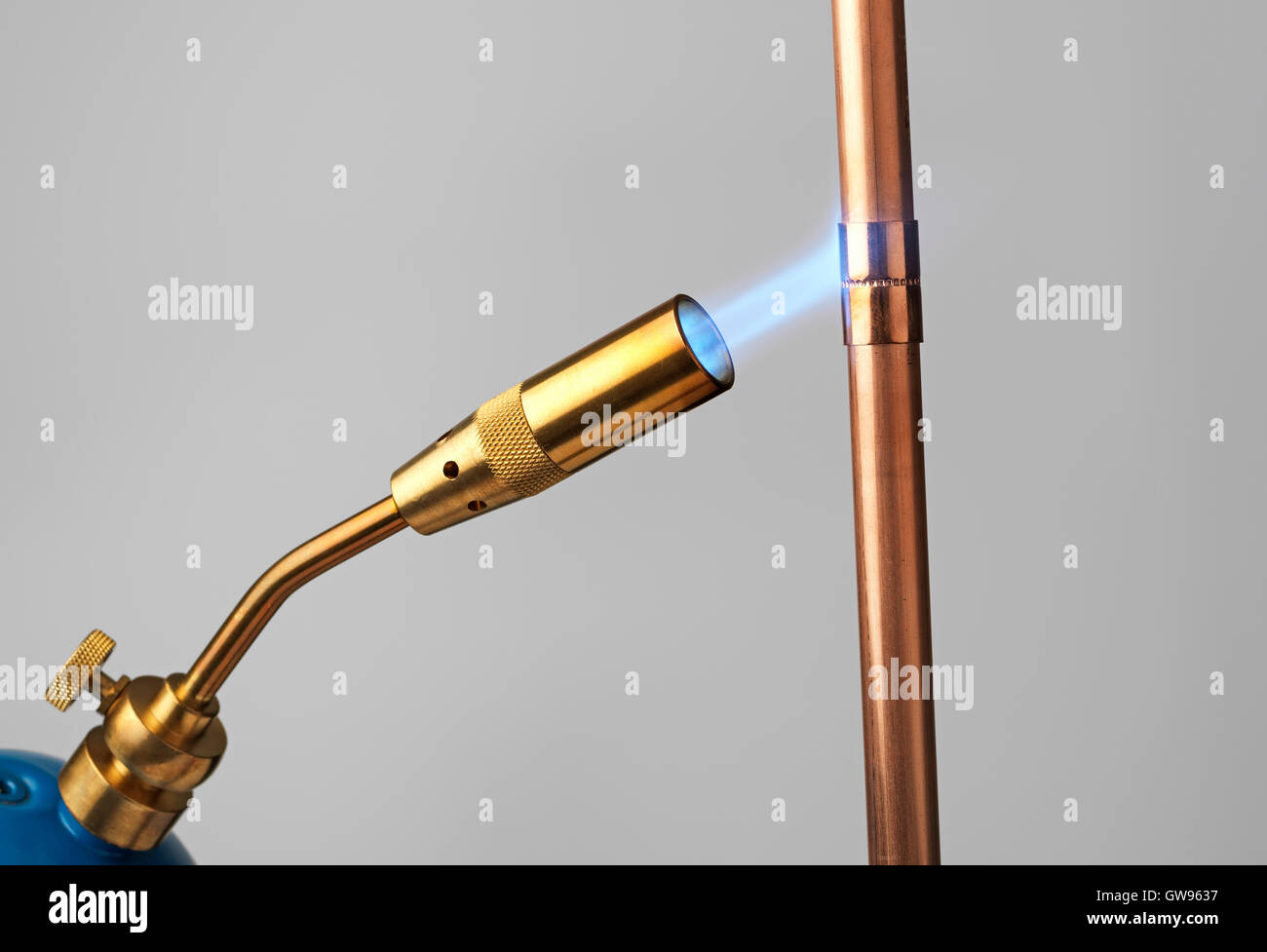 Soldering copper pipe hi-res stock photography and images - Alamy