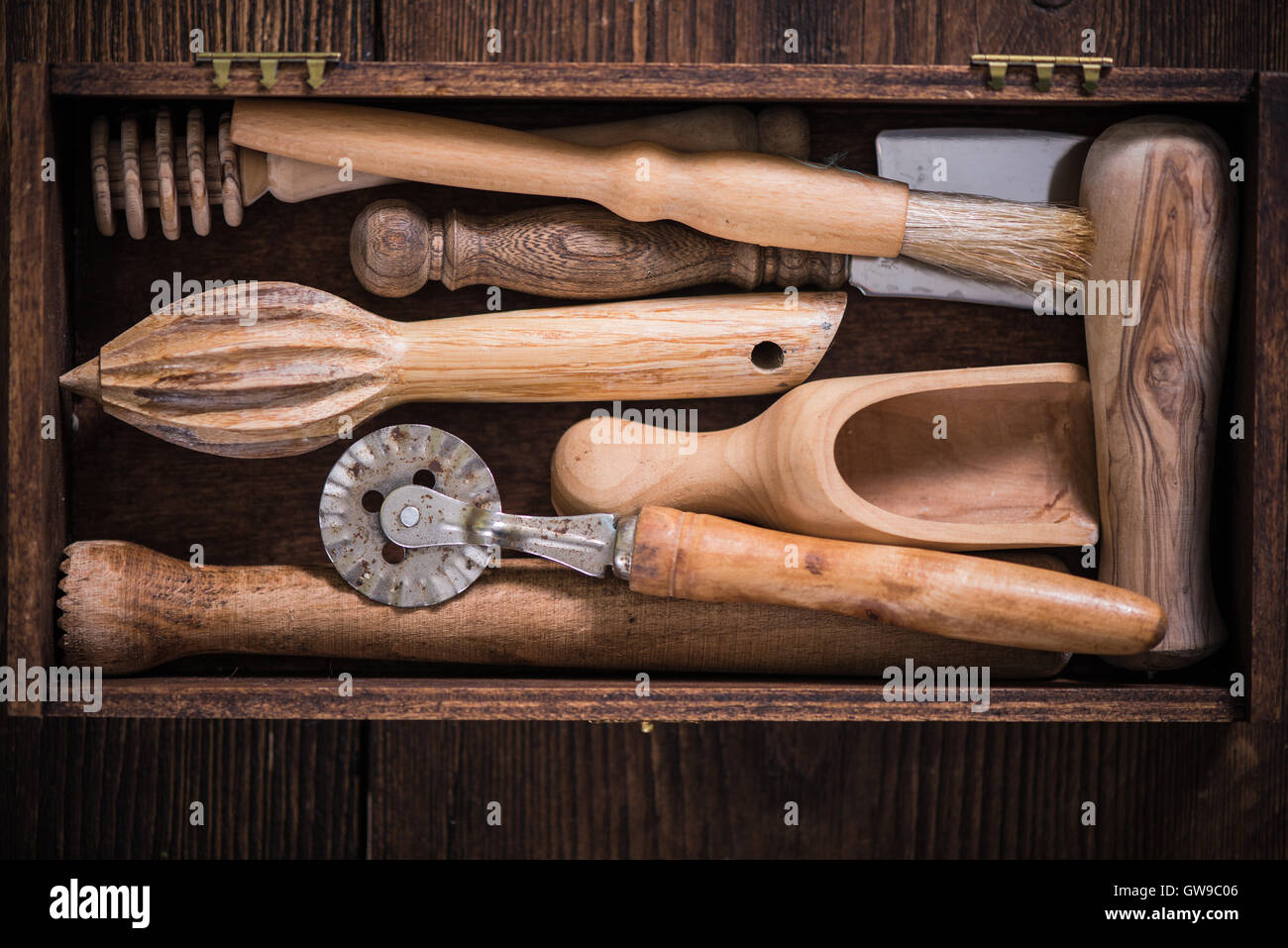 vintage retro kitchen wooden primitive utensils in box Stock Photo - Alamy