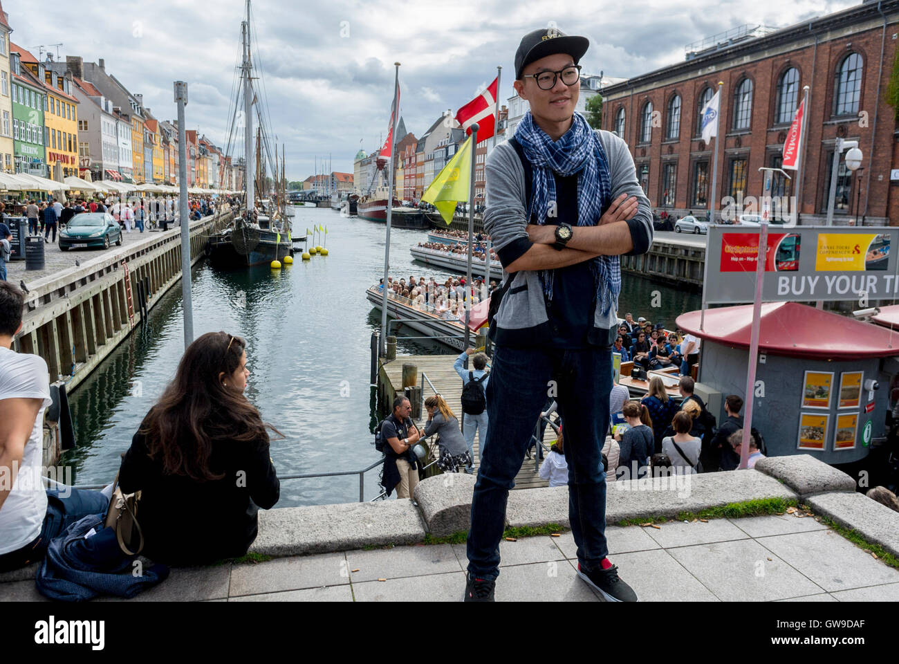 Chinese tourists europe hi-res stock photography and images - Alamy