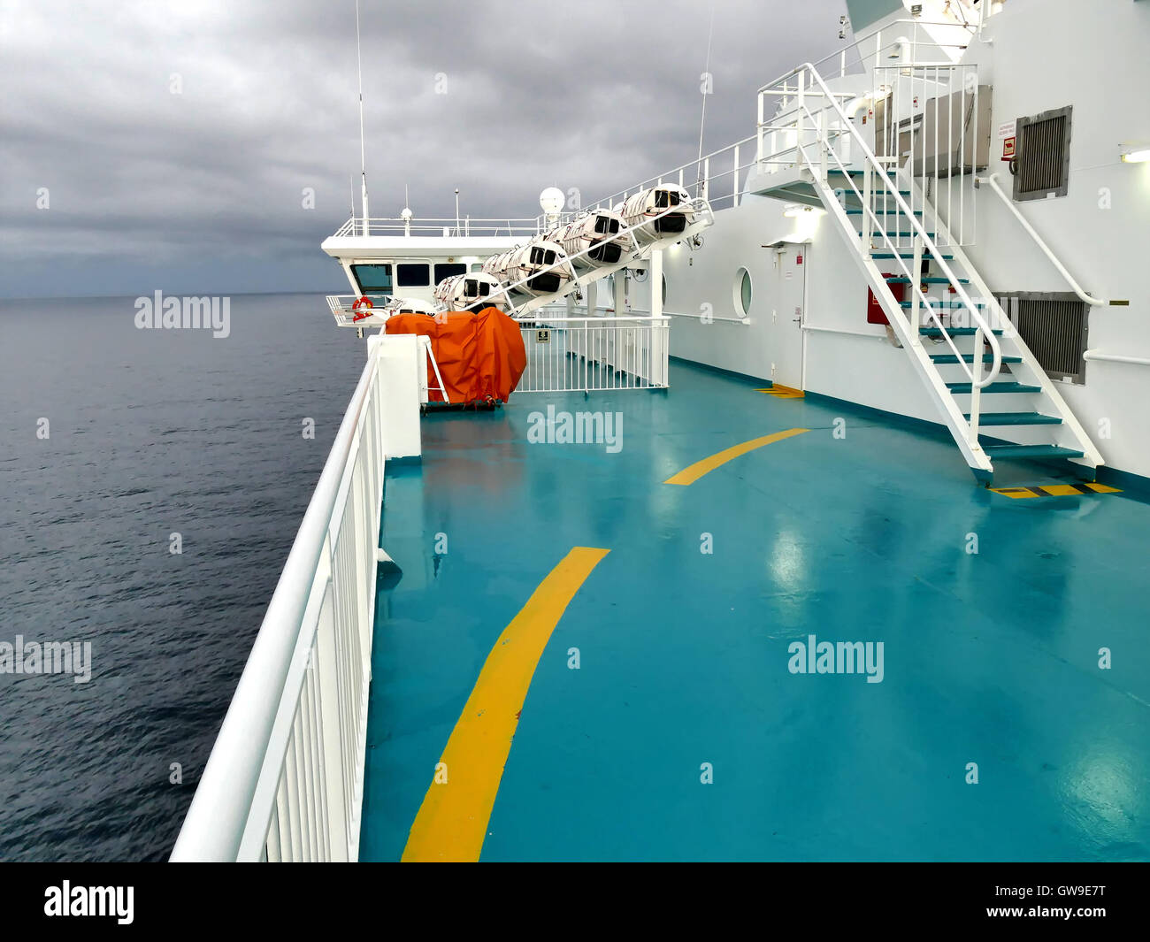 Inflatable rafts hi-res stock photography and images - Alamy