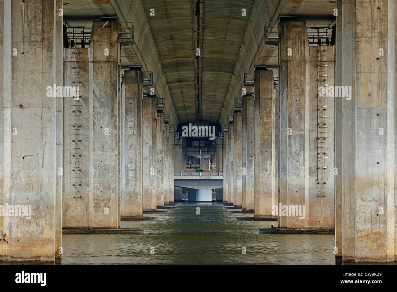 View under bridge on the River Stock Photo - Alamy