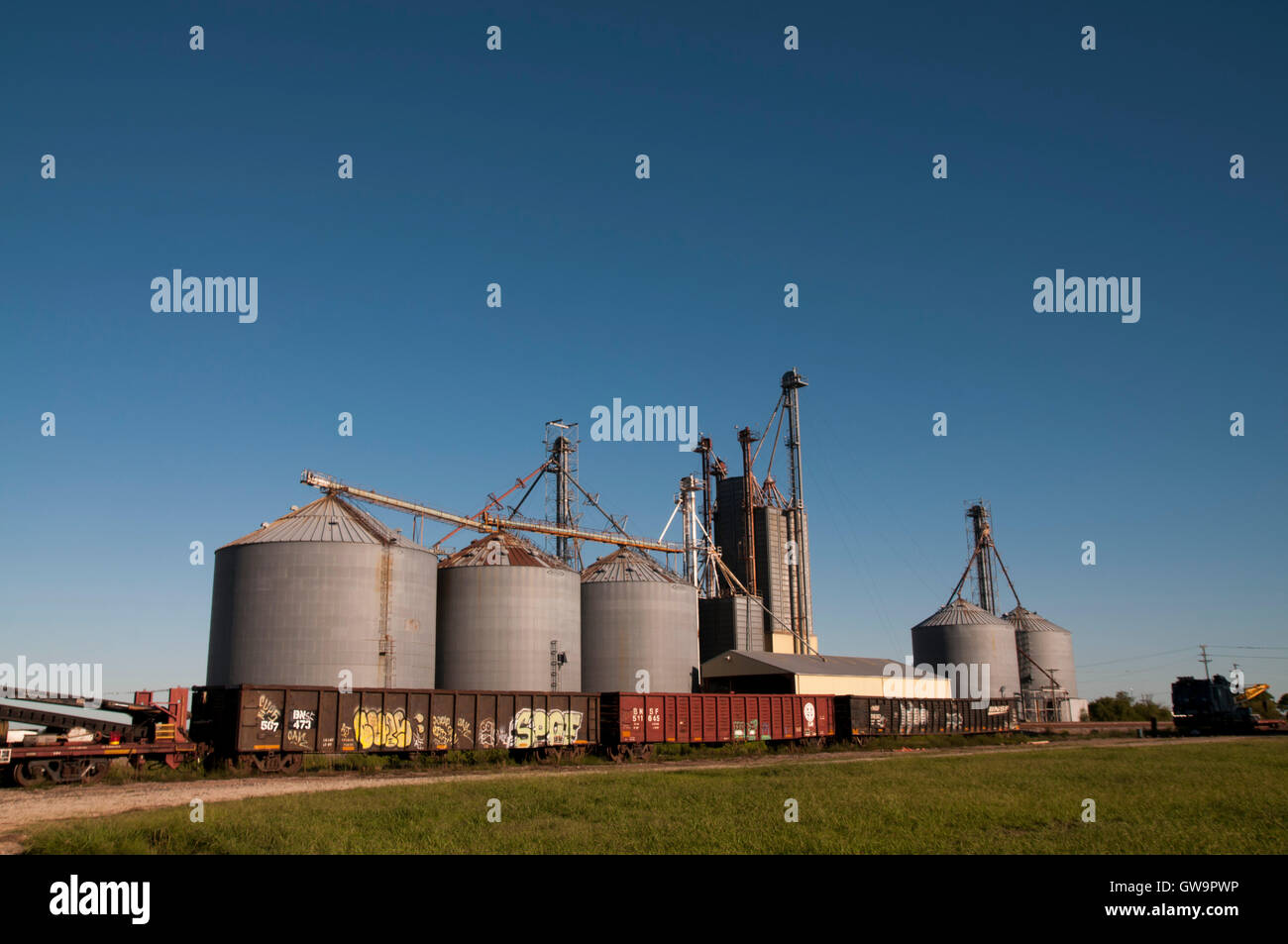 Infrastructure along side a railroad in north Texas Stock Photo - Alamy