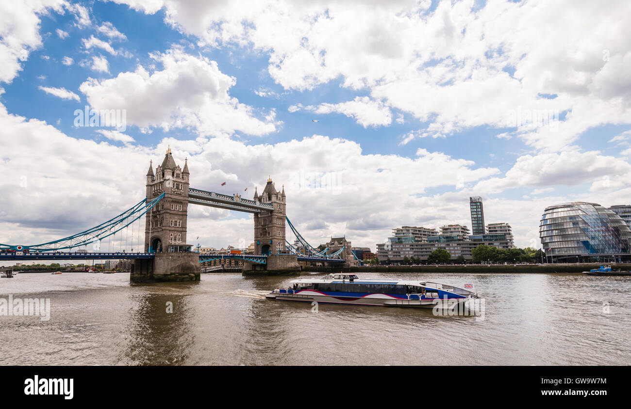 Ship Near Tower Bridge London High Resolution Stock Photography and ...