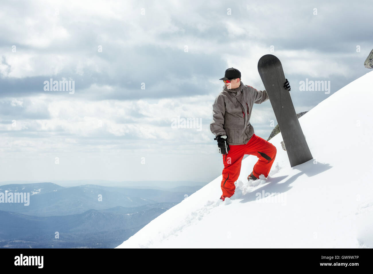 Snowboard outfit hi-res stock photography and images - Alamy