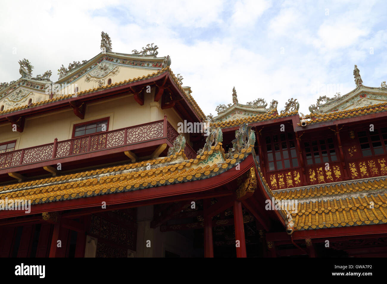 Roof, Chinese temple Stock Photo - Alamy Roof, Chinese temple Stock Photo - Alamy