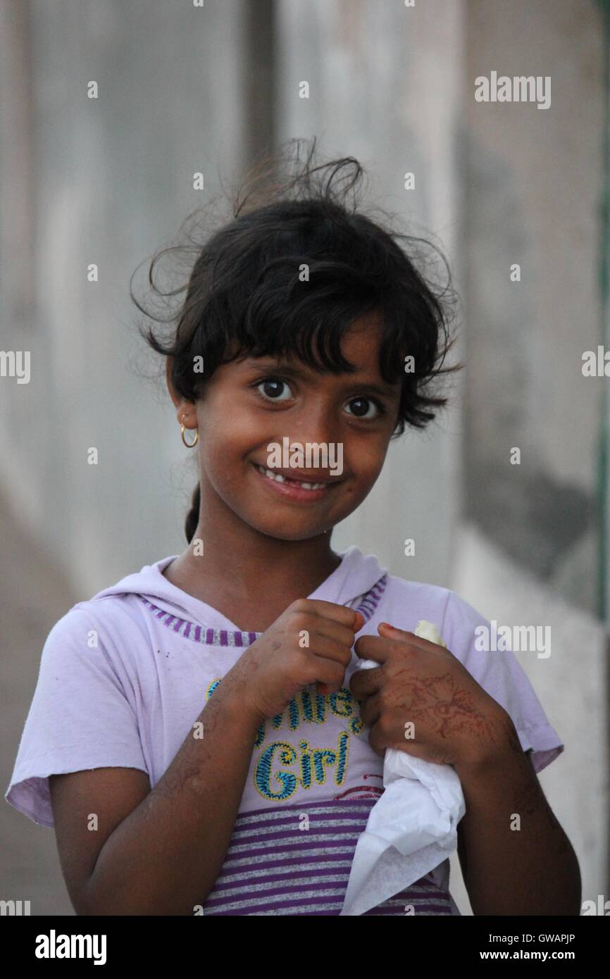 Omani girl hi-res stock photography and images - Alamy