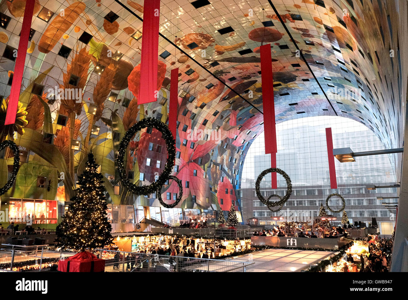 Rotterdam winter hi-res stock photography and images - Alamy