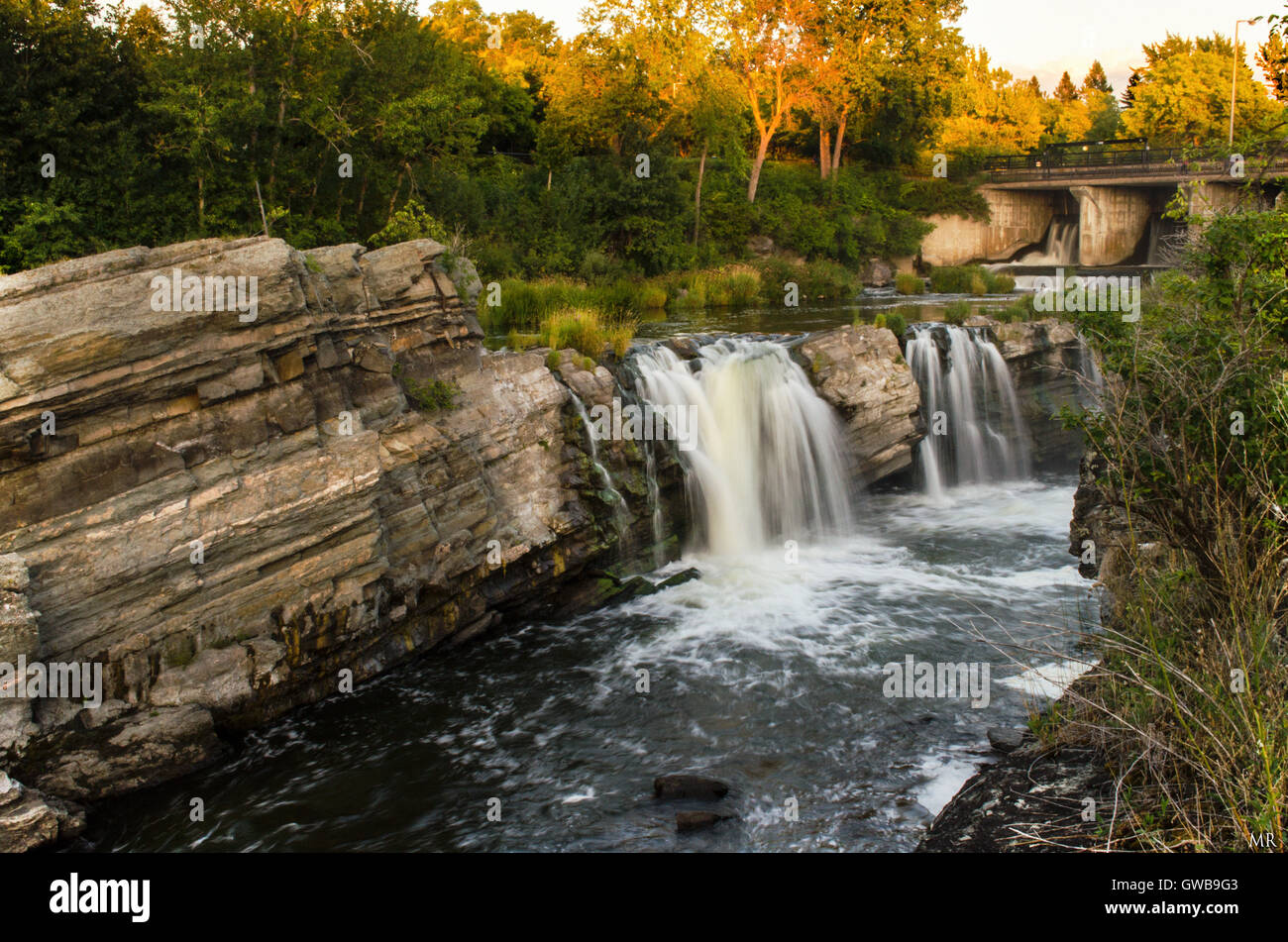 Dragon magique hi-res stock photography and images - Alamy