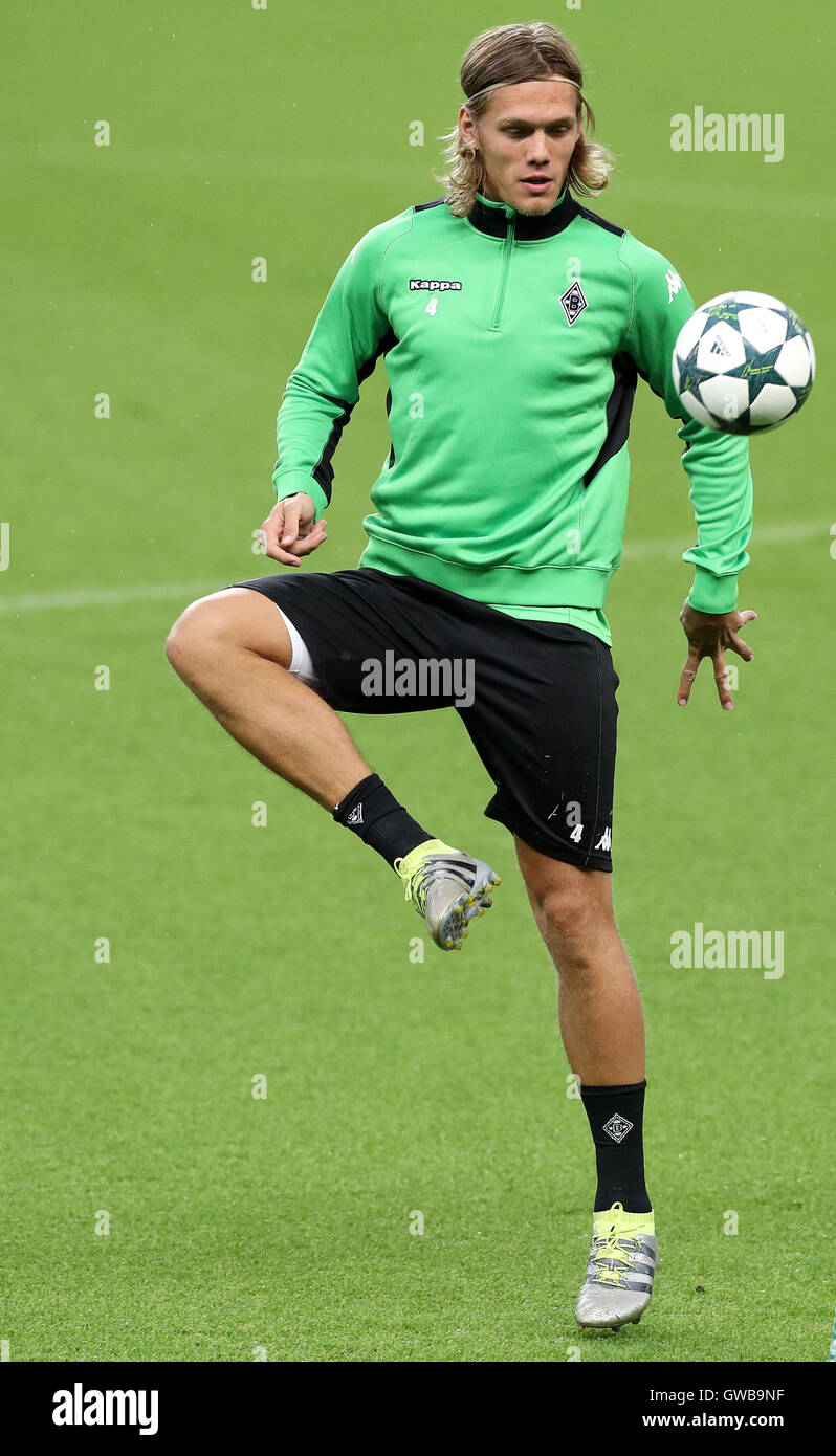 Borussia Monchengladbach Jannik Vestergaard during a training session ...