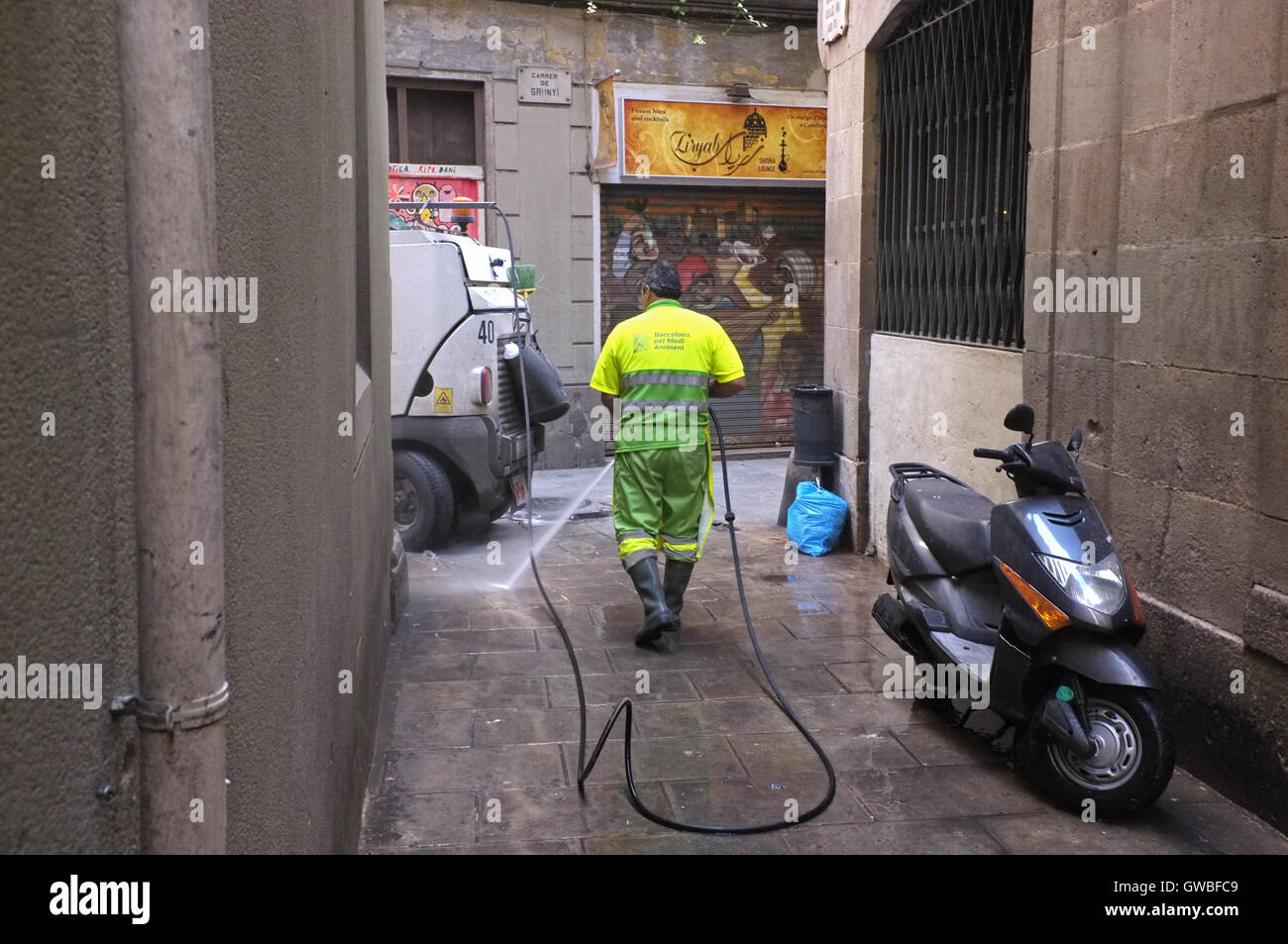 Street cleaning hi-res stock photography and images - Alamy
