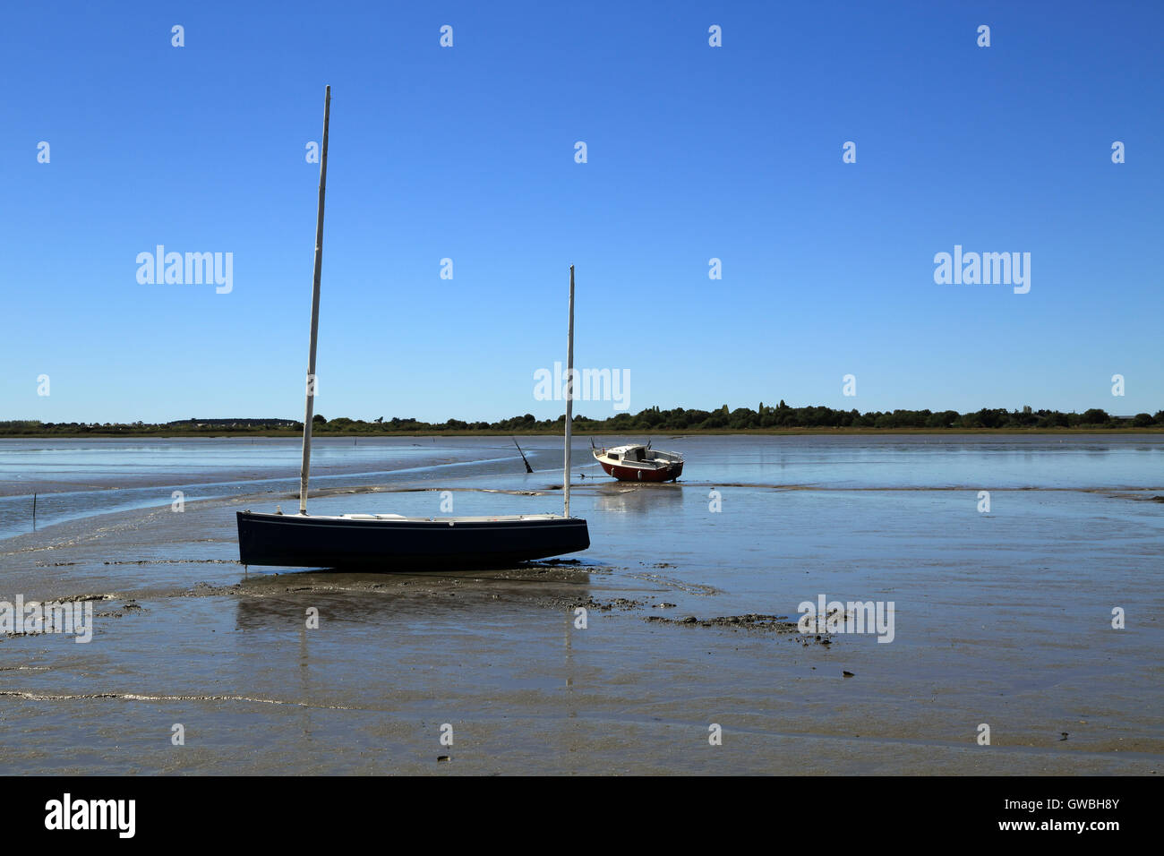 Saling boat hi-res stock photography and images - Alamy