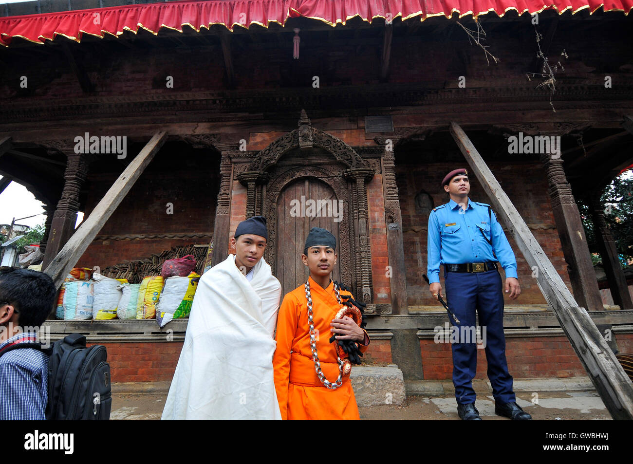 Lakhay dance hi-res stock photography and images - Alamy