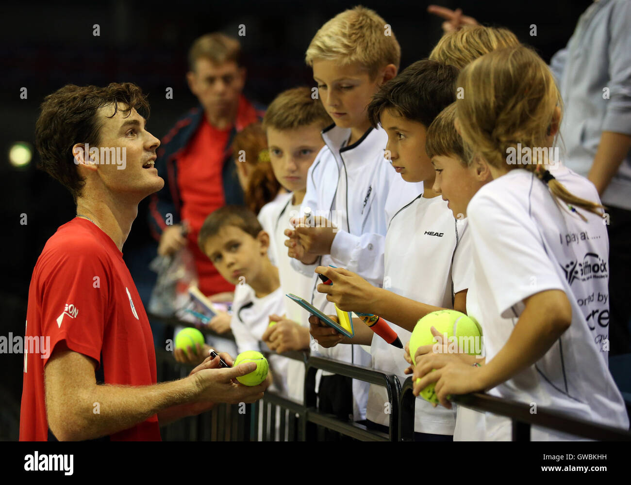 Great Britain's Jamie Murray signs autographs after his training ...