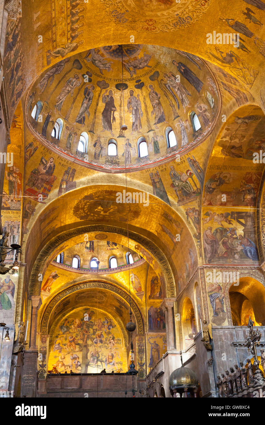 Interior, Saint Mark's Basilica, Venice Italy Stock Photo - Alamy