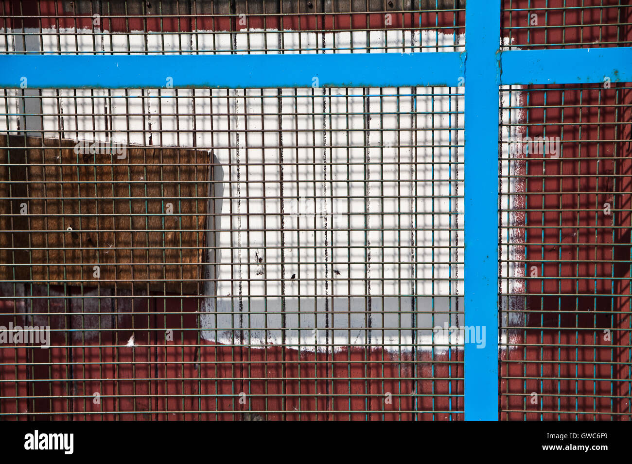 Mesh architecture hi-res stock photography and images - Alamy