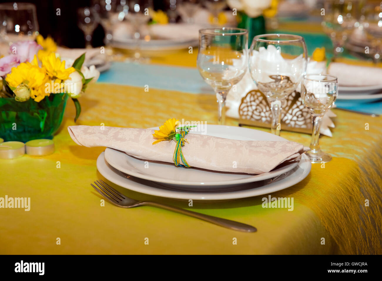 Table setting view Stock Photo - Alamy