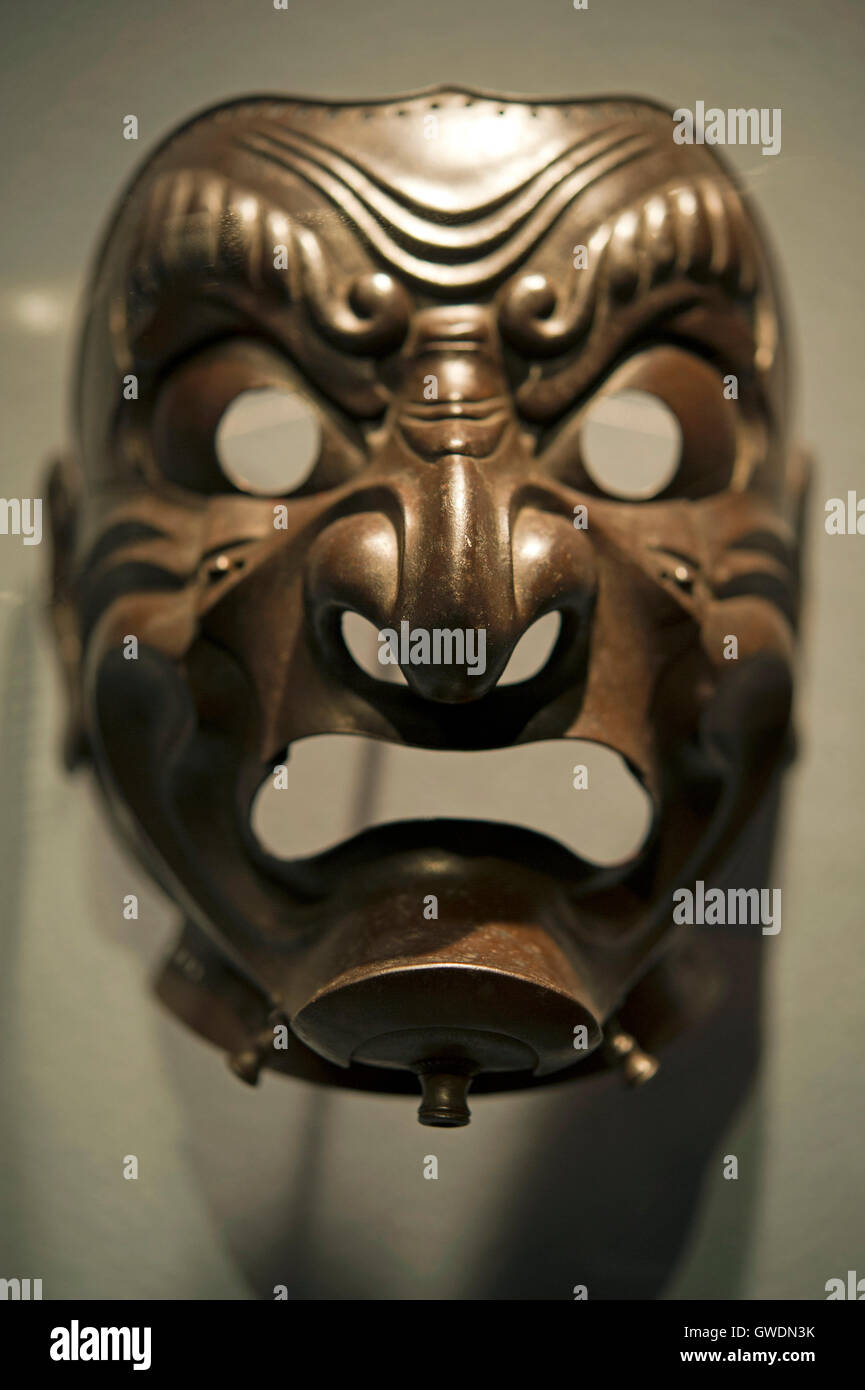 Japanese armor iron mask Stock Photo - Alamy