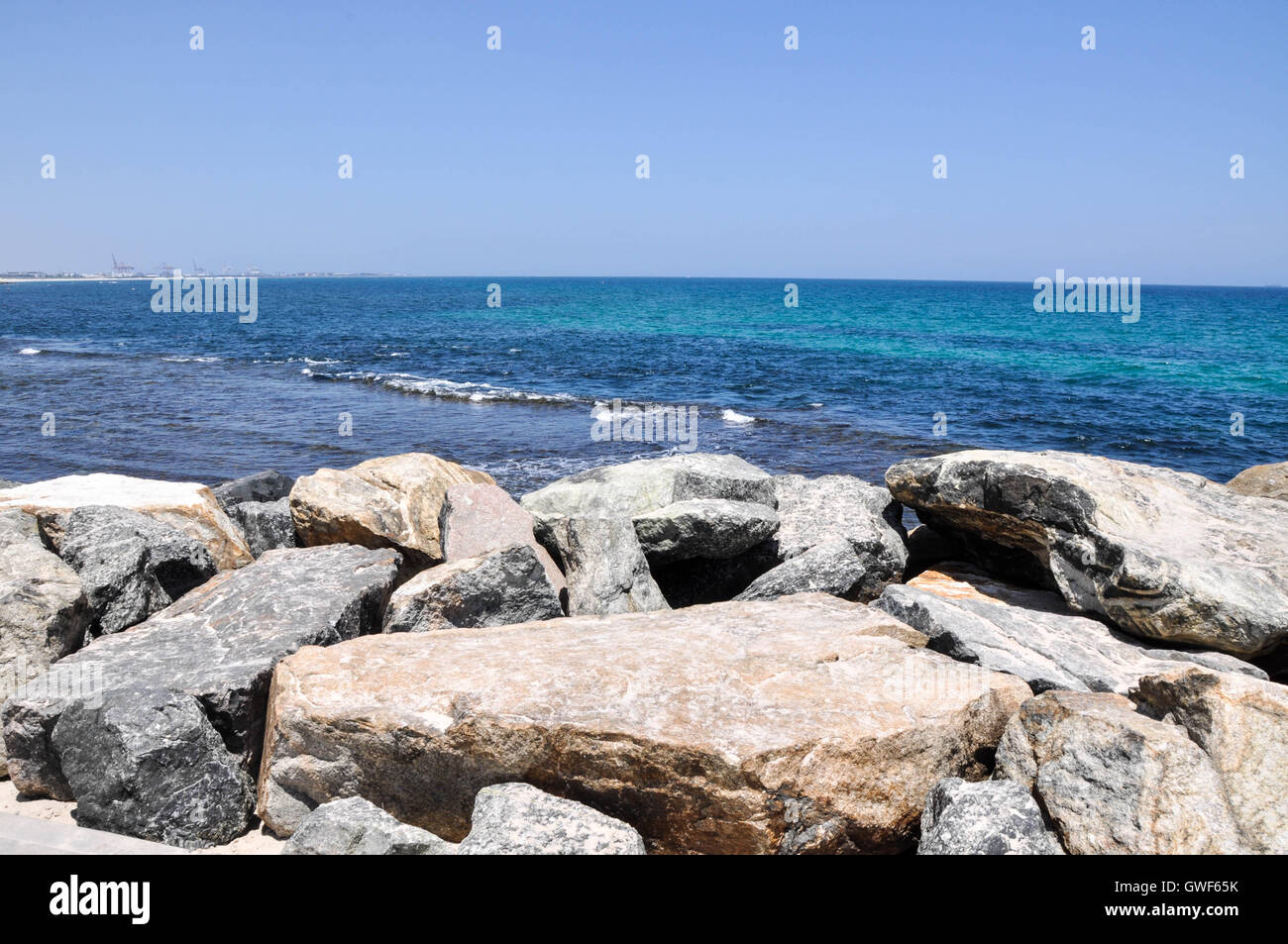 Indian ocean groyne hi-res stock photography and images - Alamy