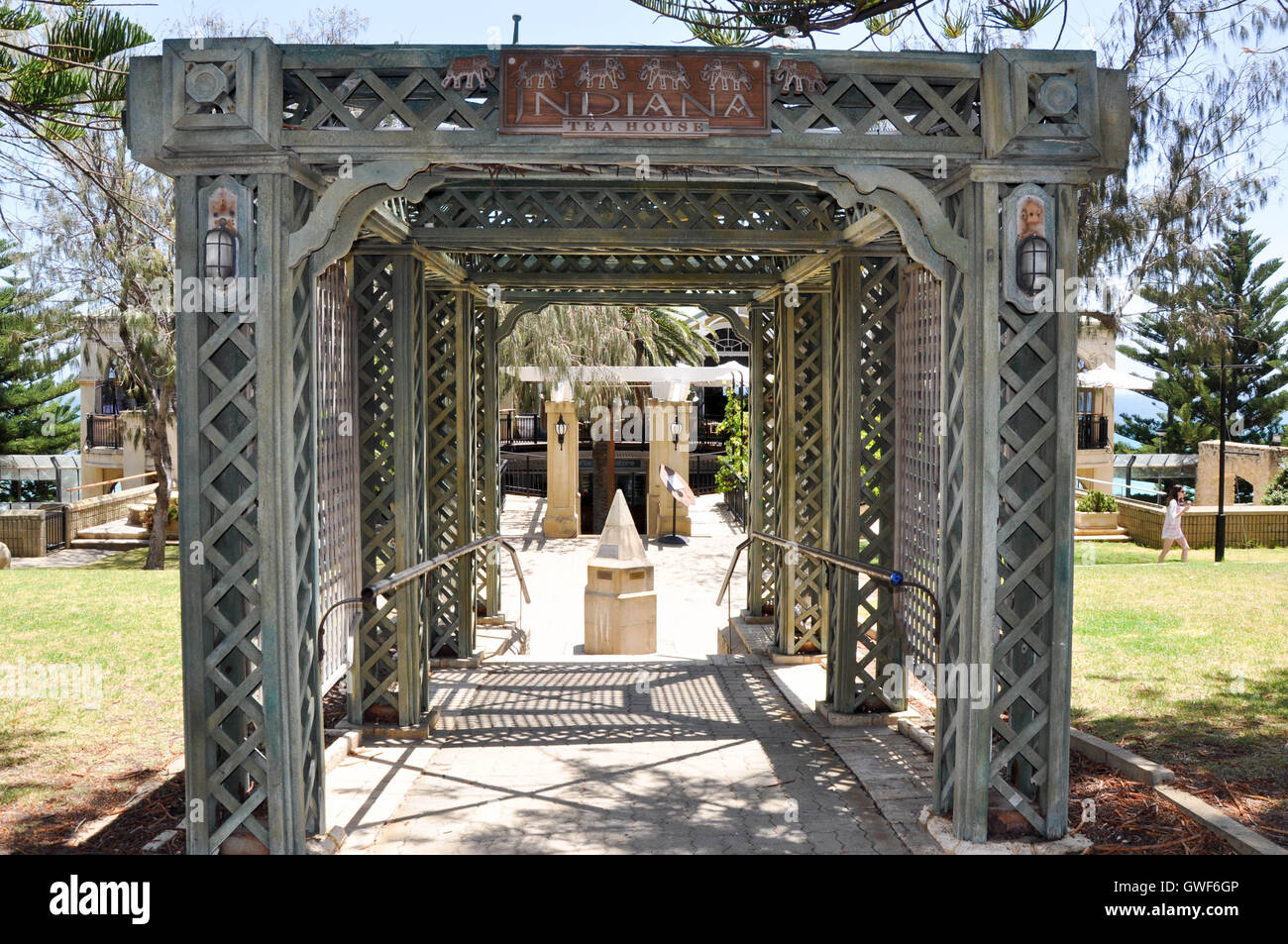 Indiana tea house cottesloe beach hi-res stock photography and images ...