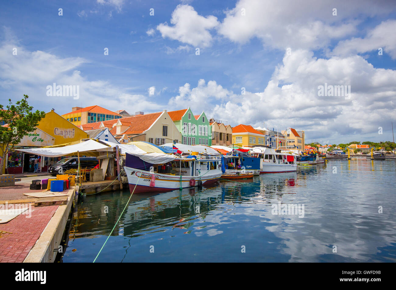 WILLEMSTAD, CURACAO - NOVEMBER 2, 2015 - floating fish market at ...