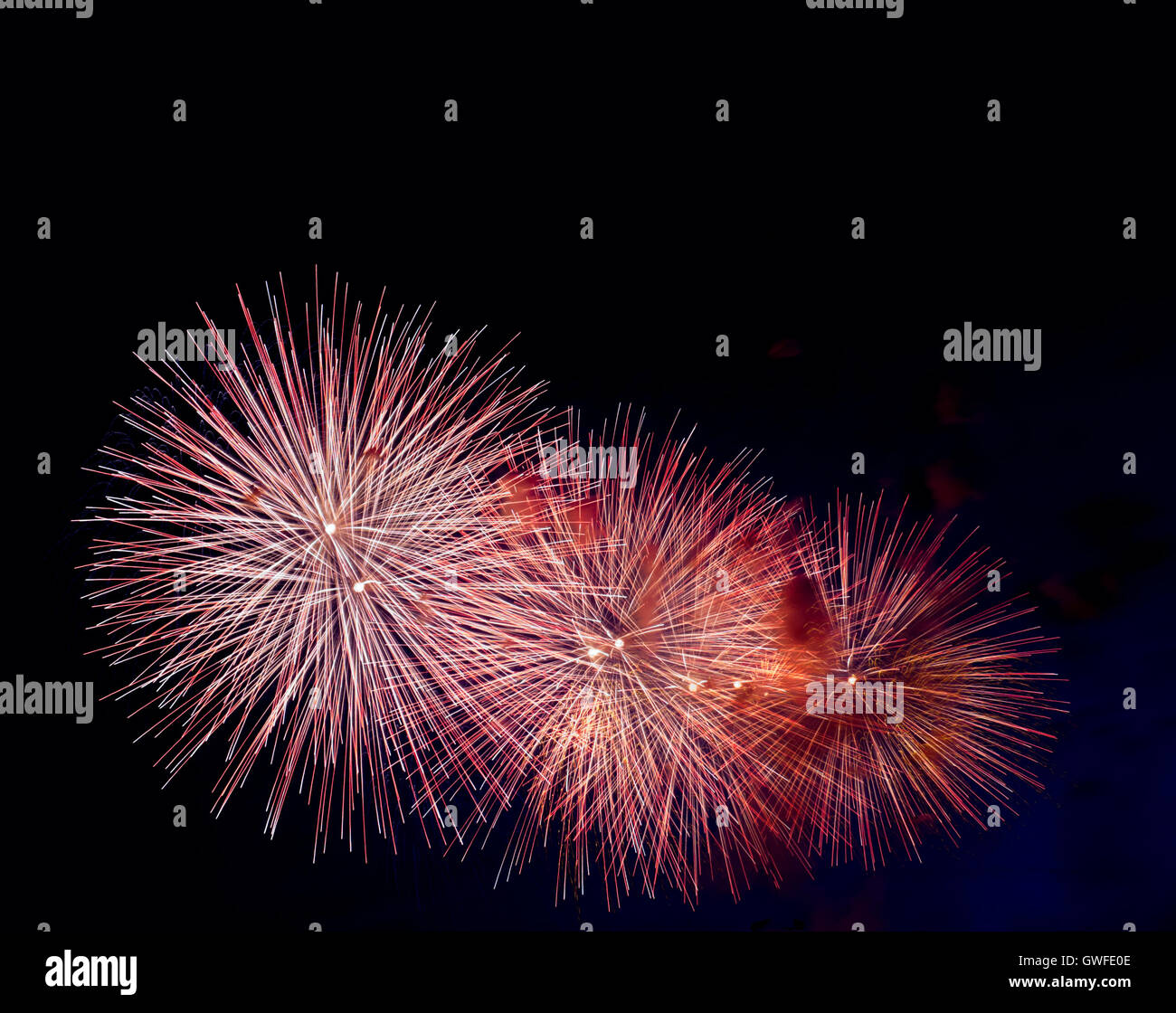 Firework sparkles hi-res stock photography and images - Alamy