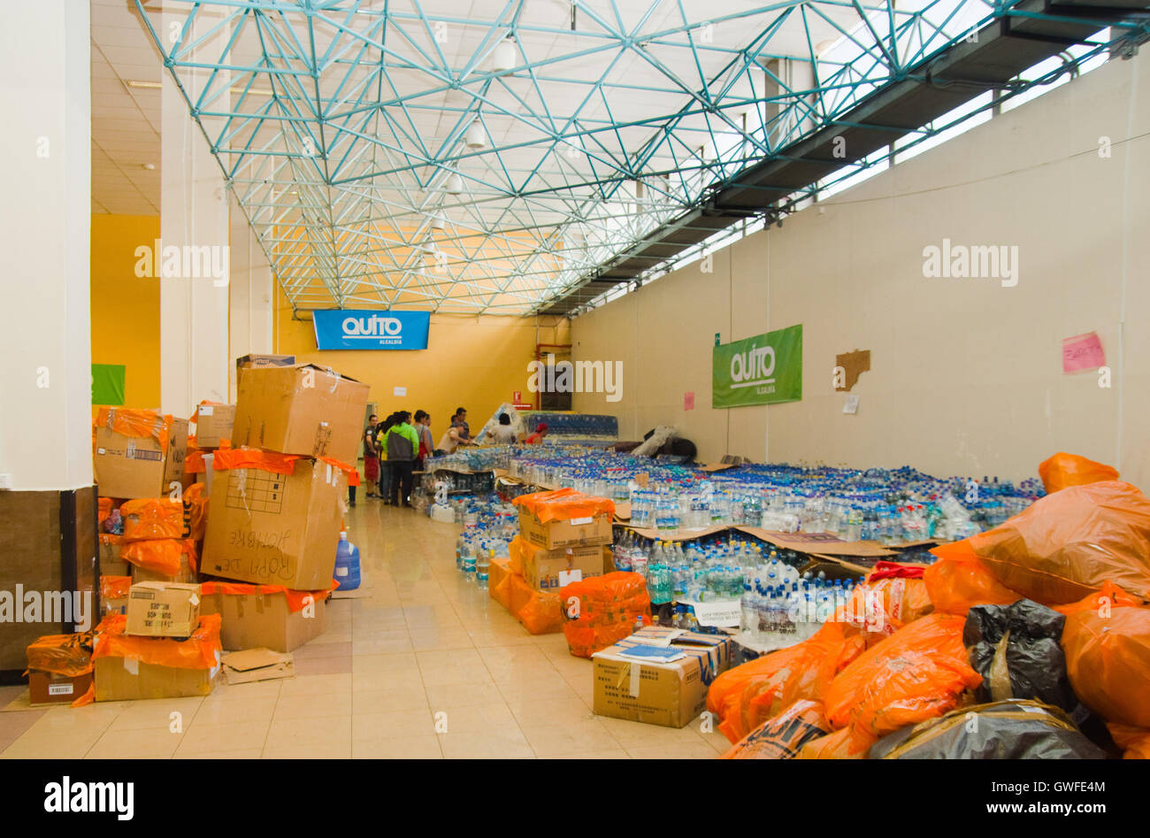 Food relief bag hi-res stock photography and images - Alamy