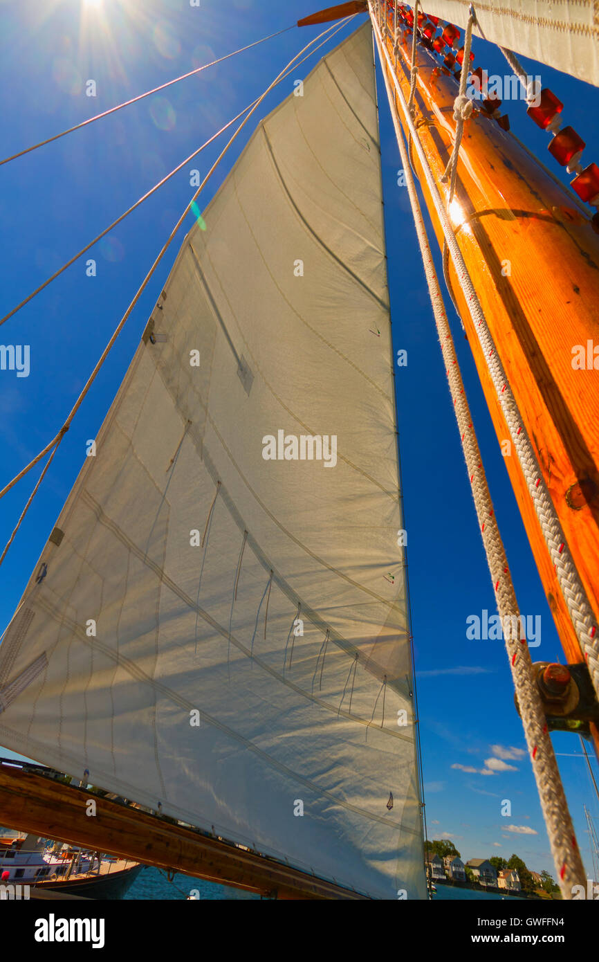 Views of the mast, sails and rigging on the private sail yacht Stock ...